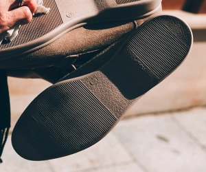 Die Schuhsohle: Materialien, Formen, Funktionen | Schuh-Ratgeber